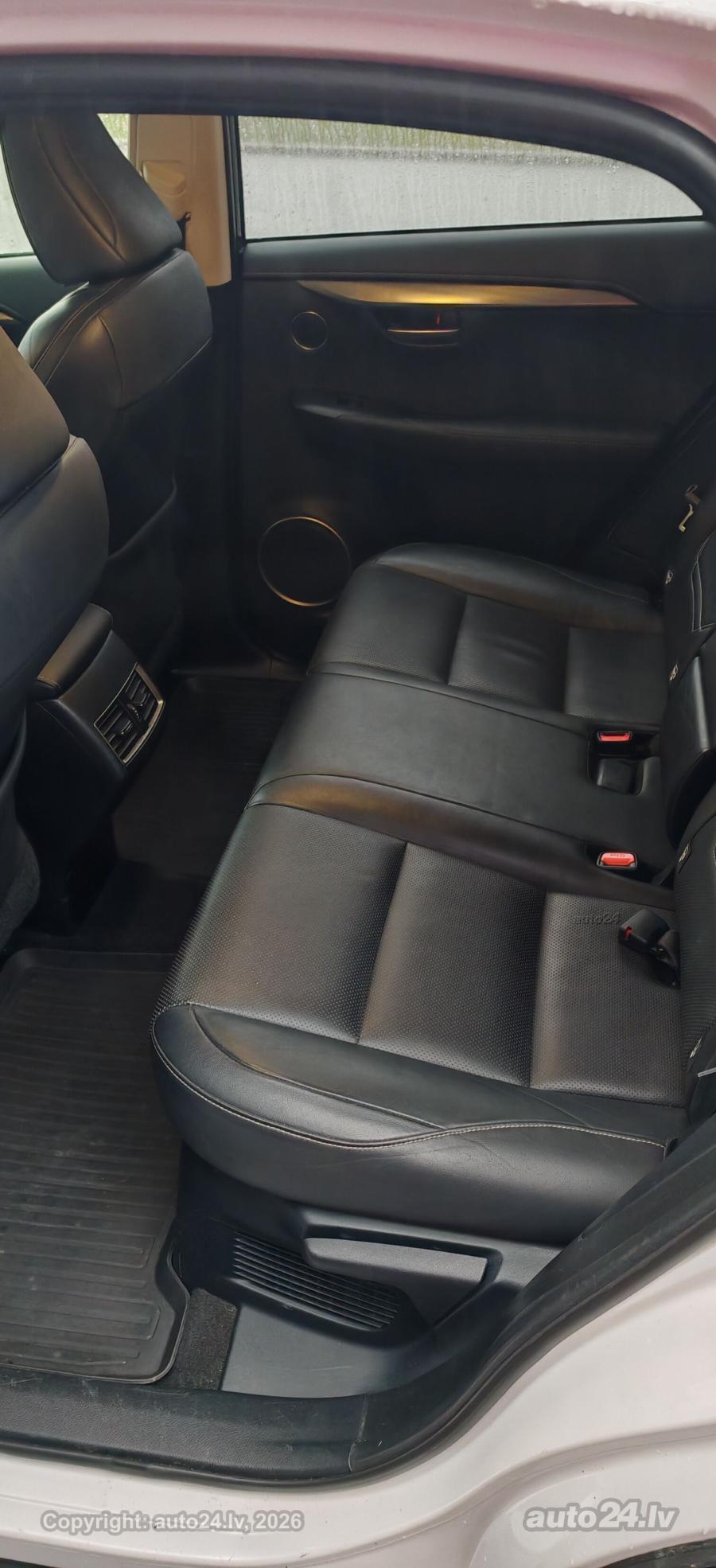White Lexus NX 2016 in Tallinn, with an engine capacity of 2.50 L and mileage of 197 thousand km for 18950 €, photo 15 on AUTOMOTO.COM.LV