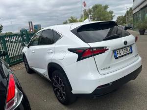 White Lexus NX 2016 in Daugavpils, with an engine capacity of 2.50 L and mileage of 143 thousand km for 23500 €, photo 4 on AUTOMOTO.COM.LV