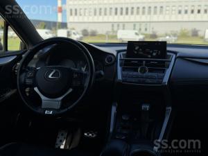 Белый Лексус НХ 2016 в Рига, объемом двигателя 2.50 л и пробегом 212 тыс. км за 19490 €, фото 10 на AUTOMOTO.COM.LV