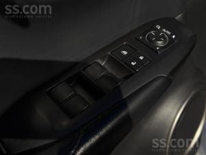 Белый Лексус НХ 2016 в Рига, объемом двигателя 2.50 л и пробегом 212 тыс. км за 19490 €, фото 18 на AUTOMOTO.COM.LV