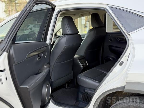 Balts Lexus NX 2017 Rīga, ar dzinēja tilpumu 2.50 L un nobraukumu 0 tūkst. km par 37900 €, foto 9 vietnē AUTOMOTO.COM.LV