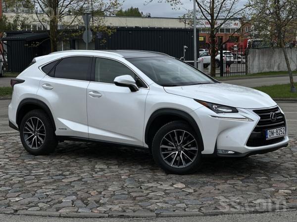 Balts Lexus NX 2017 Rīga, ar dzinēja tilpumu 2.50 L un nobraukumu 116 tūkst. km par 22100 €, foto 4 vietnē AUTOMOTO.COM.LV