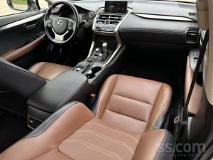Белый Лексус НХ 2017 в Рига, объемом двигателя 2.50 л и пробегом 116 тыс. км за 22100 €, фото 16 на AUTOMOTO.COM.LV