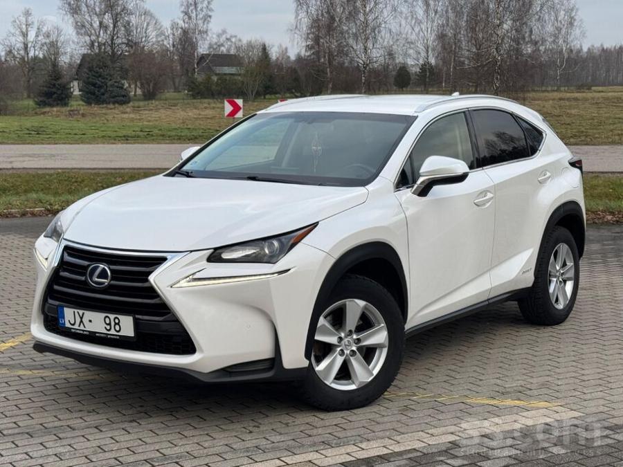 Balts Lexus NX 2017 Rīga, ar dzinēja tilpumu 2.50 L un nobraukumu 180 tūkst. km par 18500 €, foto 3 vietnē AUTOMOTO.COM.LV