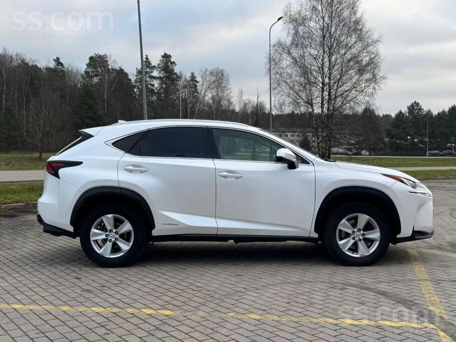 Balts Lexus NX 2017 Rīga, ar dzinēja tilpumu 2.50 L un nobraukumu 180 tūkst. km par 18500 €, foto 9 vietnē AUTOMOTO.COM.LV