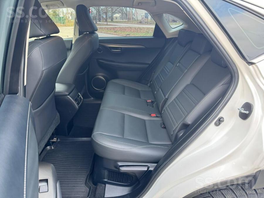 Balts Lexus NX 2017 Rīga, ar dzinēja tilpumu 2.50 L un nobraukumu 180 tūkst. km par 18500 €, foto 15 vietnē AUTOMOTO.COM.LV