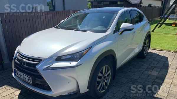 White Lexus NX 2017 in Riga, with an engine capacity of 2.50 L and mileage of 103 thousand km for 26900 €, photo 1 on AUTOMOTO.COM.LV