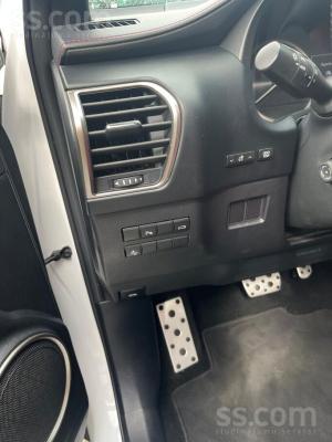 Balts Lexus NX 2017 Daugavpils, ar dzinēja tilpumu 2.50 L un nobraukumu 143 tūkst. km par 23500 €, foto 15 vietnē AUTOMOTO.COM.LV