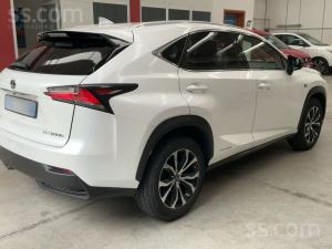 Balts Lexus NX 2017 Daugavpils, ar dzinēja tilpumu 2.50 L un nobraukumu 143 tūkst. km par 23250 €, foto 5 vietnē AUTOMOTO.COM.LV