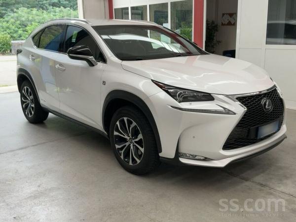 White Lexus NX 2017 in Daugavpils, with an engine capacity of 2.50 L and mileage of 143 thousand km for 23250 €, photo 6 on AUTOMOTO.COM.LV
