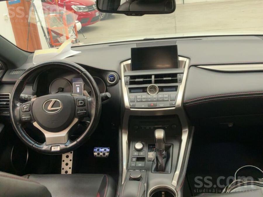 Balts Lexus NX 2017 Daugavpils, ar dzinēja tilpumu 2.50 L un nobraukumu 143 tūkst. km par 23250 €, foto 13 vietnē AUTOMOTO.COM.LV