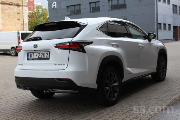 Lexus NX 2017 Rīga vietnē Balts Lexus NX 2017 Rīga, ar dzinēja tilpumu 2.50 L un nobraukumu 171 tūkst. km par 22800 €, foto 6 vietnē AUTOMOTO.COM.LV