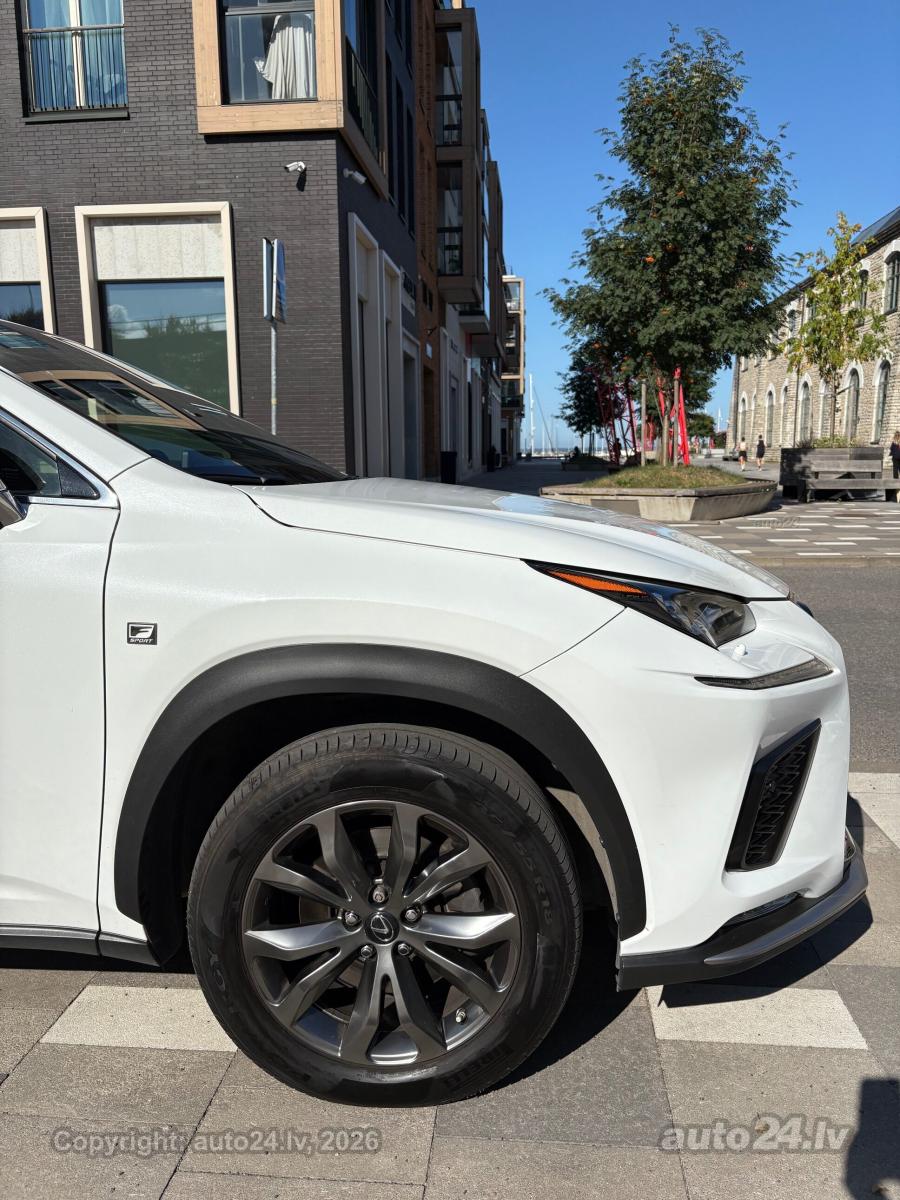 White Lexus NX 2018 in Tallinn, with an engine capacity of 2.50 L and mileage of 122 thousand km for 26500 €, photo 24 on AUTOMOTO.COM.LV