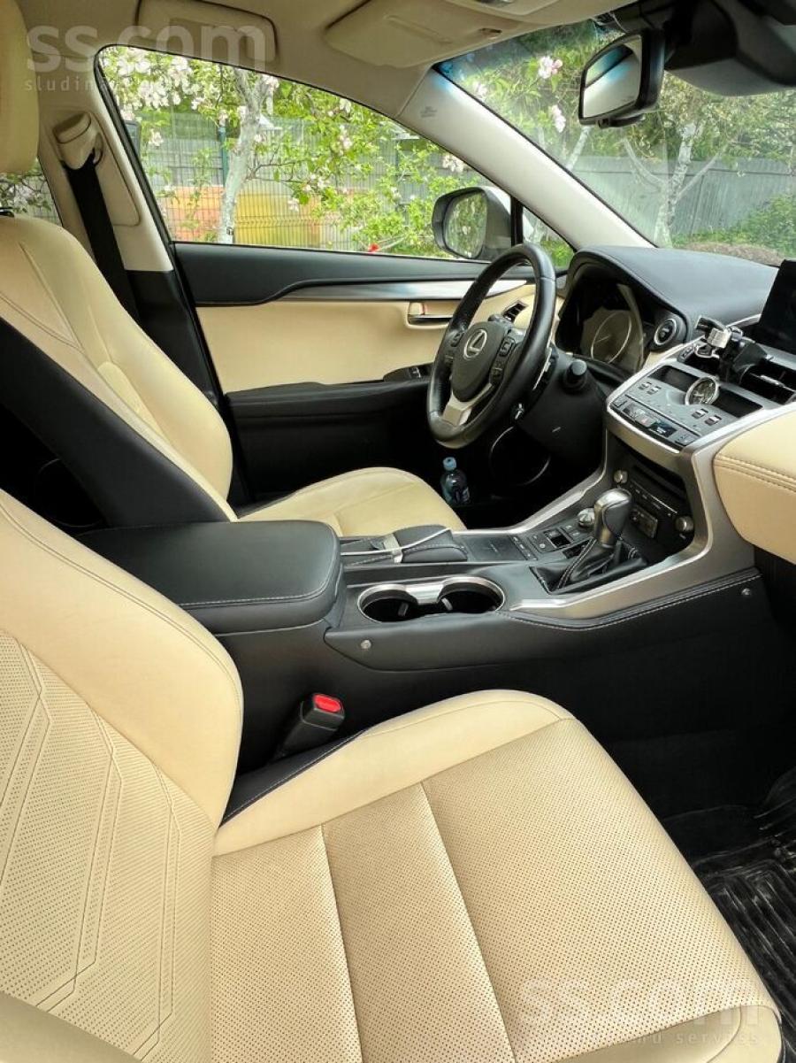 Balts Lexus NX 2019 Rīga, ar dzinēja tilpumu 2.50 L un nobraukumu 86 tūkst. km par 27600 €, foto 5 vietnē AUTOMOTO.COM.LV