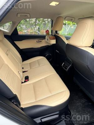 Balts Lexus NX 2019 Rīga, ar dzinēja tilpumu 2.50 L un nobraukumu 86 tūkst. km par 27600 €, foto 6 vietnē AUTOMOTO.COM.LV
