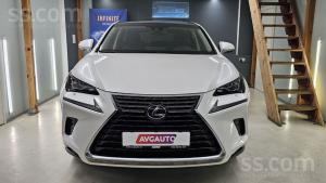 Balts Lexus NX 2019 Tallina, ar dzinēja tilpumu 2.50 L un nobraukumu 71 tūkst. km par 31995 €, foto  vietnē AUTOMOTO.COM.LV