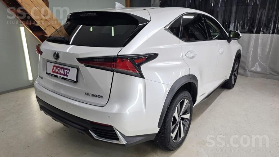 Balts Lexus NX 2019 Tallina, ar dzinēja tilpumu 2.50 L un nobraukumu 71 tūkst. km par 31995 €, foto 6 vietnē AUTOMOTO.COM.LV