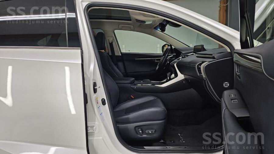 Balts Lexus NX 2019 Tallina, ar dzinēja tilpumu 2.50 L un nobraukumu 71 tūkst. km par 31995 €, foto 11 vietnē AUTOMOTO.COM.LV