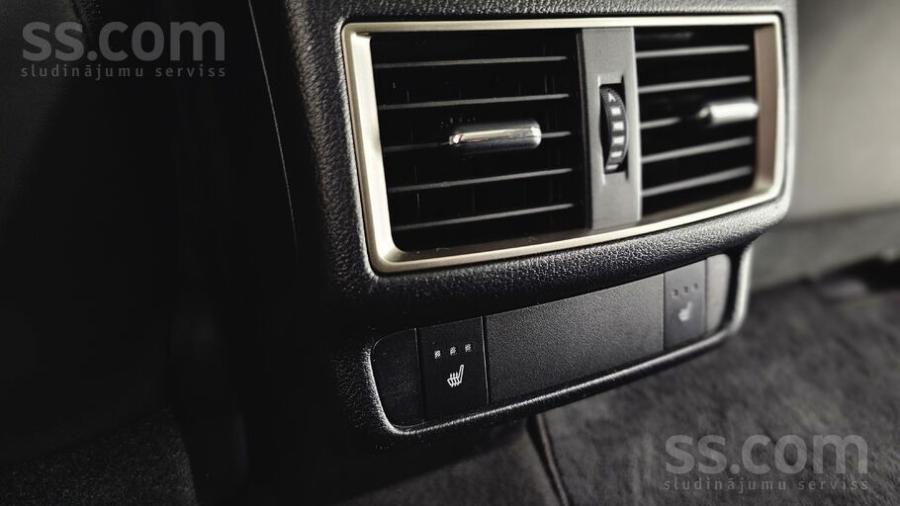 Balts Lexus NX 2019 Tallina, ar dzinēja tilpumu 2.50 L un nobraukumu 71 tūkst. km par 31995 €, foto 33 vietnē AUTOMOTO.COM.LV