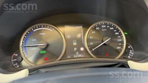Белый Лексус НХ 2021 в Рига, объемом двигателя 2.50 л и пробегом 62 тыс. км за 32000 €, фото 10 на AUTOMOTO.COM.LV
