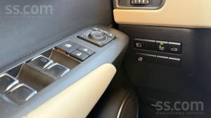 Белый Лексус НХ 2021 в Рига, объемом двигателя 2.50 л и пробегом 62 тыс. км за 32000 €, фото 14 на AUTOMOTO.COM.LV