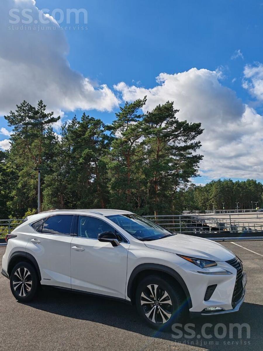 Balts Lexus NX 2021 Rīga, ar dzinēja tilpumu 2.50 L un nobraukumu 31 tūkst. km par 38500 €, foto 4 vietnē AUTOMOTO.COM.LV