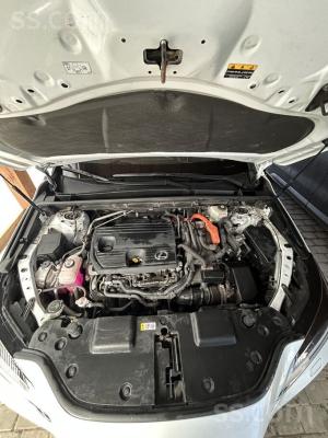 White Lexus NX 2022 in Jurmala, with an engine capacity of 2.50 L and mileage of 43 thousand km for 41500 €, photo 19 on AUTOMOTO.COM.LV