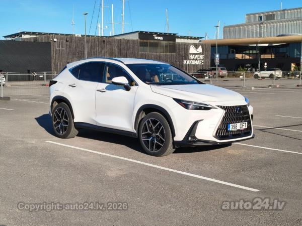 Balts Lexus NX 2023 Tallina, ar dzinēja tilpumu 2.50 L un nobraukumu 29 tūkst. km par 53900 €, foto  vietnē AUTOMOTO.COM.LV
