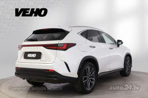 Balts Lexus NX 2023 Tallina, ar dzinēja tilpumu 2.50 L un nobraukumu 12 tūkst. km par 50900 €, foto 4 vietnē AUTOMOTO.COM.LV