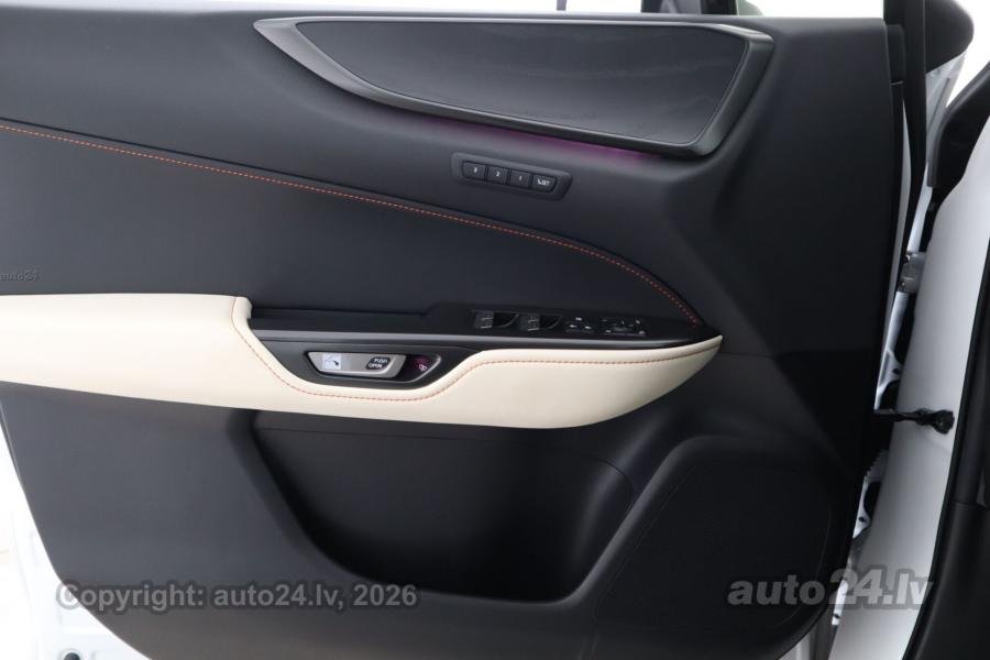Balts Lexus NX 2023 Tallina, ar dzinēja tilpumu 2.50 L un nobraukumu 12 tūkst. km par 50900 €, foto 15 vietnē AUTOMOTO.COM.LV
