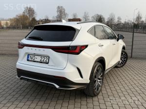 Balts Lexus NX 2023 Jelgava, ar dzinēja tilpumu 2.50 L un nobraukumu 93 tūkst. km par 44500 €, foto 5 vietnē AUTOMOTO.COM.LV