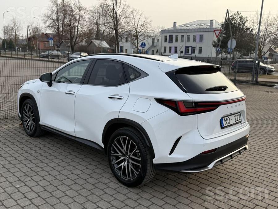 Balts Lexus NX 2023 Jelgava, ar dzinēja tilpumu 2.50 L un nobraukumu 93 tūkst. km par 44500 €, foto 8 vietnē AUTOMOTO.COM.LV