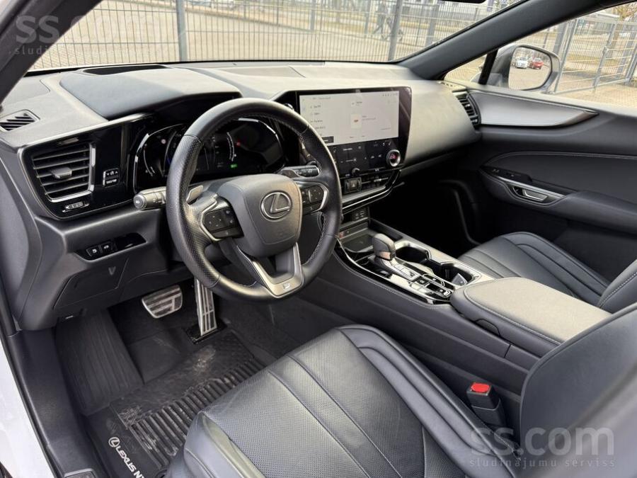 Balts Lexus NX 2023 Jelgava, ar dzinēja tilpumu 2.50 L un nobraukumu 93 tūkst. km par 44500 €, foto 10 vietnē AUTOMOTO.COM.LV