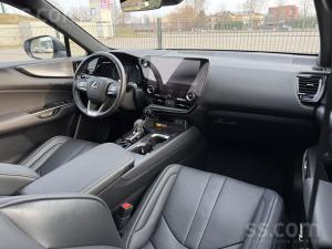 Balts Lexus NX 2023 Jelgava, ar dzinēja tilpumu 2.50 L un nobraukumu 93 tūkst. km par 44500 €, foto 13 vietnē AUTOMOTO.COM.LV