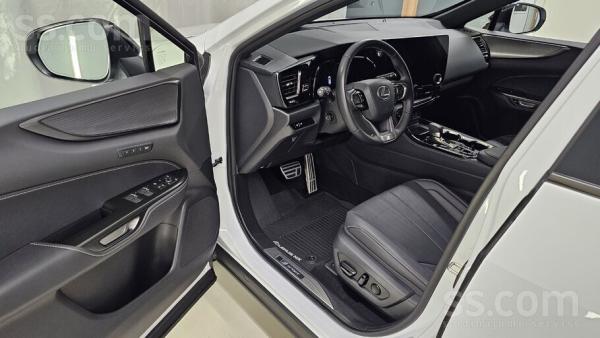 Balts Lexus NX 2023 Tallina, ar dzinēja tilpumu 2.50 L un nobraukumu 9 tūkst. km par 54995 €, foto 6 vietnē AUTOMOTO.COM.LV