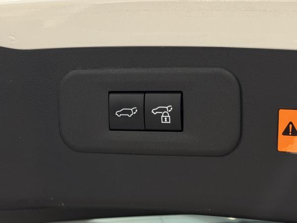 Balts Lexus NX 2023 Rīga, ar dzinēja tilpumu 2.50 L un nobraukumu 96 tūkst. km par 44990 €, foto 7 vietnē AUTOMOTO.COM.LV