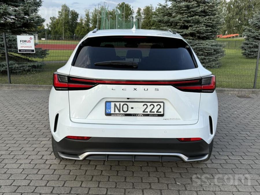 Balts Lexus NX 2023 Jelgava, ar dzinēja tilpumu 2.50 L un nobraukumu 100 tūkst. km par 42800 €, foto 7 vietnē AUTOMOTO.COM.LV
