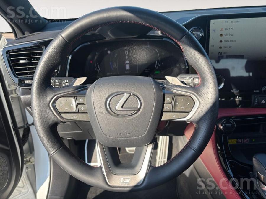 White Lexus NX 2024 in Riga, with an engine capacity of 2.50 L and mileage of 15 thousand km for 65900 €, photo 12 on AUTOMOTO.COM.LV