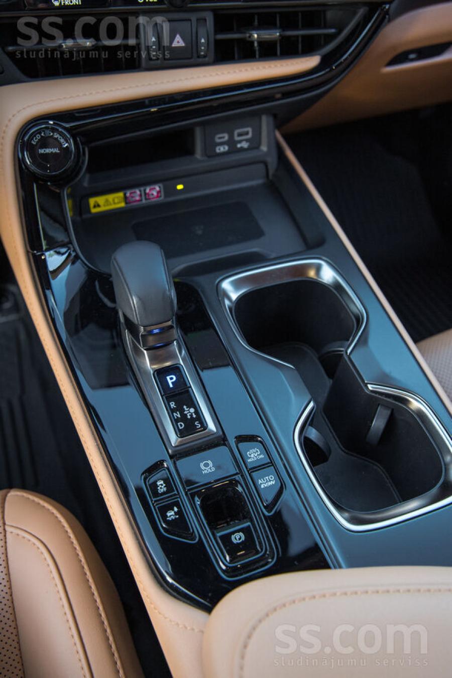 Balts Lexus NX 2024 Rīga, ar dzinēja tilpumu 2.50 L un nobraukumu 34 tūkst. km par 59700 €, foto 20 vietnē AUTOMOTO.COM.LV