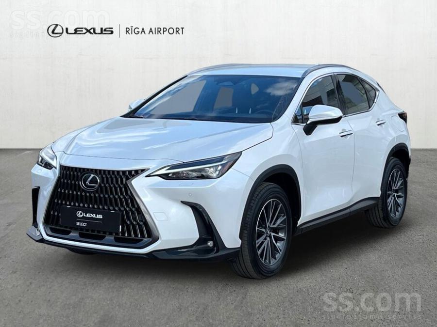 White Lexus NX 2025 in Riga, with an engine capacity of 2.50 L and mileage of 26 thousand km for 49900 €, photo 1 on AUTOMOTO.COM.LV