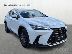 White Lexus NX 2025 in Riga, with an engine capacity of 2.50 L and mileage of 26 thousand km for 49900 €, photo 19 on AUTOMOTO.COM.LV
