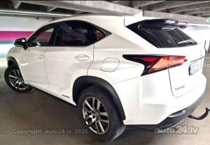 White Lexus NX 2016 in Tallinn, with an engine capacity of 2.50 L and mileage of 197 thousand km for 19990 €, photo 22 on AUTOMOTO.COM.LV