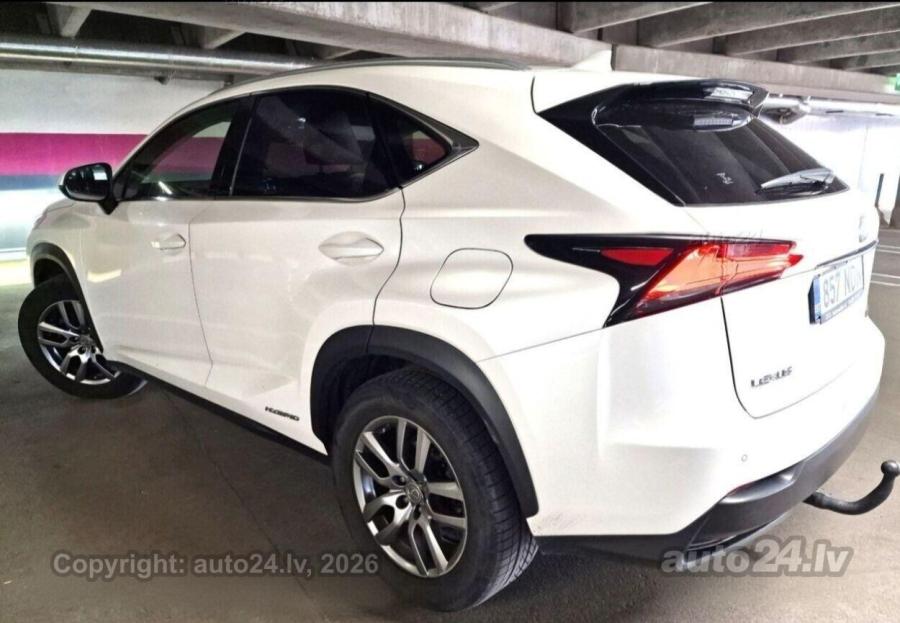 White Lexus NX 2016 in Tallinn, with an engine capacity of 2.50 L and mileage of 197 thousand km for 19990 €, photo 22 on AUTOMOTO.COM.LV