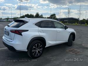 White Lexus NX 2016 in Tallinn, with an engine capacity of 2.50 L and mileage of 141 thousand km for 22500 €, photo 3 on AUTOMOTO.COM.LV