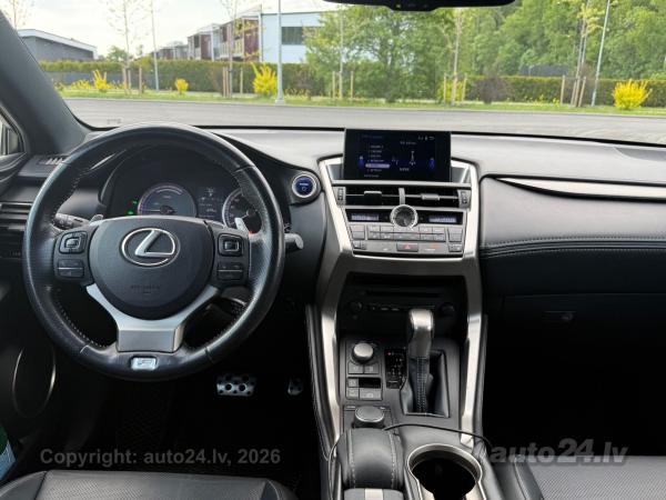 Balts Lexus NX 2016 Tallina, ar dzinēja tilpumu 2.50 L un nobraukumu 141 tūkst. km par 22500 €, foto 5 vietnē AUTOMOTO.COM.LV