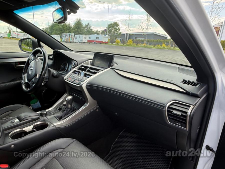 White Lexus NX 2016 in Tallinn, with an engine capacity of 2.50 L and mileage of 141 thousand km for 22500 €, photo 16 on AUTOMOTO.COM.LV