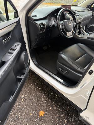 White Lexus NX 2017 in Tallinn, with an engine capacity of 2.50 L and mileage of 148 thousand km for 24900 €, photo 9 on AUTOMOTO.COM.LV