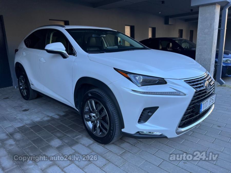 Balts Lexus NX 2018 Tallina, ar dzinēja tilpumu 2.50 L un nobraukumu 159 tūkst. km par 26900 €, foto 3 vietnē AUTOMOTO.COM.LV