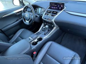 Balts Lexus NX 2018 Tallina, ar dzinēja tilpumu 2.50 L un nobraukumu 159 tūkst. km par 26900 €, foto 9 vietnē AUTOMOTO.COM.LV