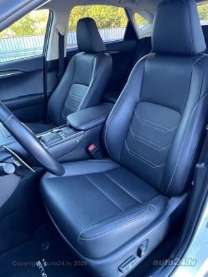 Balts Lexus NX 2018 Tallina, ar dzinēja tilpumu 2.50 L un nobraukumu 159 tūkst. km par 26900 €, foto 10 vietnē AUTOMOTO.COM.LV
